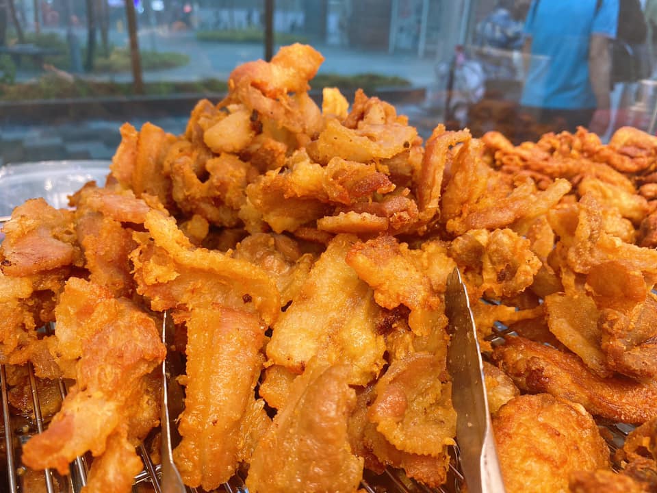Shuang Bao Thai Street Food Hatyai Fried Chicken @ HDB Bedok Town Centre