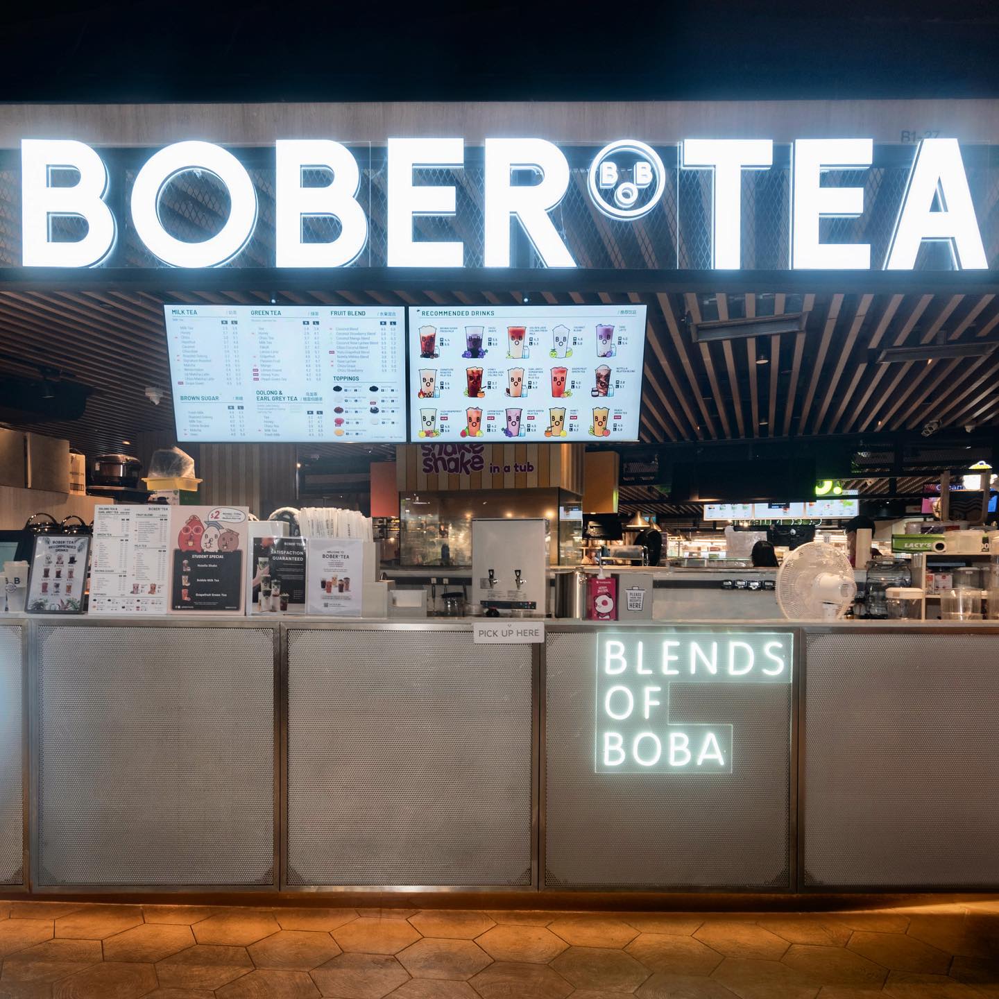Bober Tea @ Entrance/Exit C - Bishan MRT Station (NS17 / CC15)