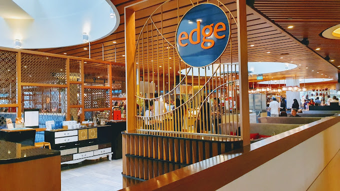 Edge @ Pan Pacific Hotel Singapore